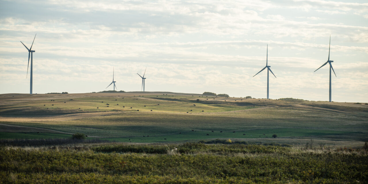Brian Zinchuk: Alberta wind and solar produced 76 megawatts out of a ...