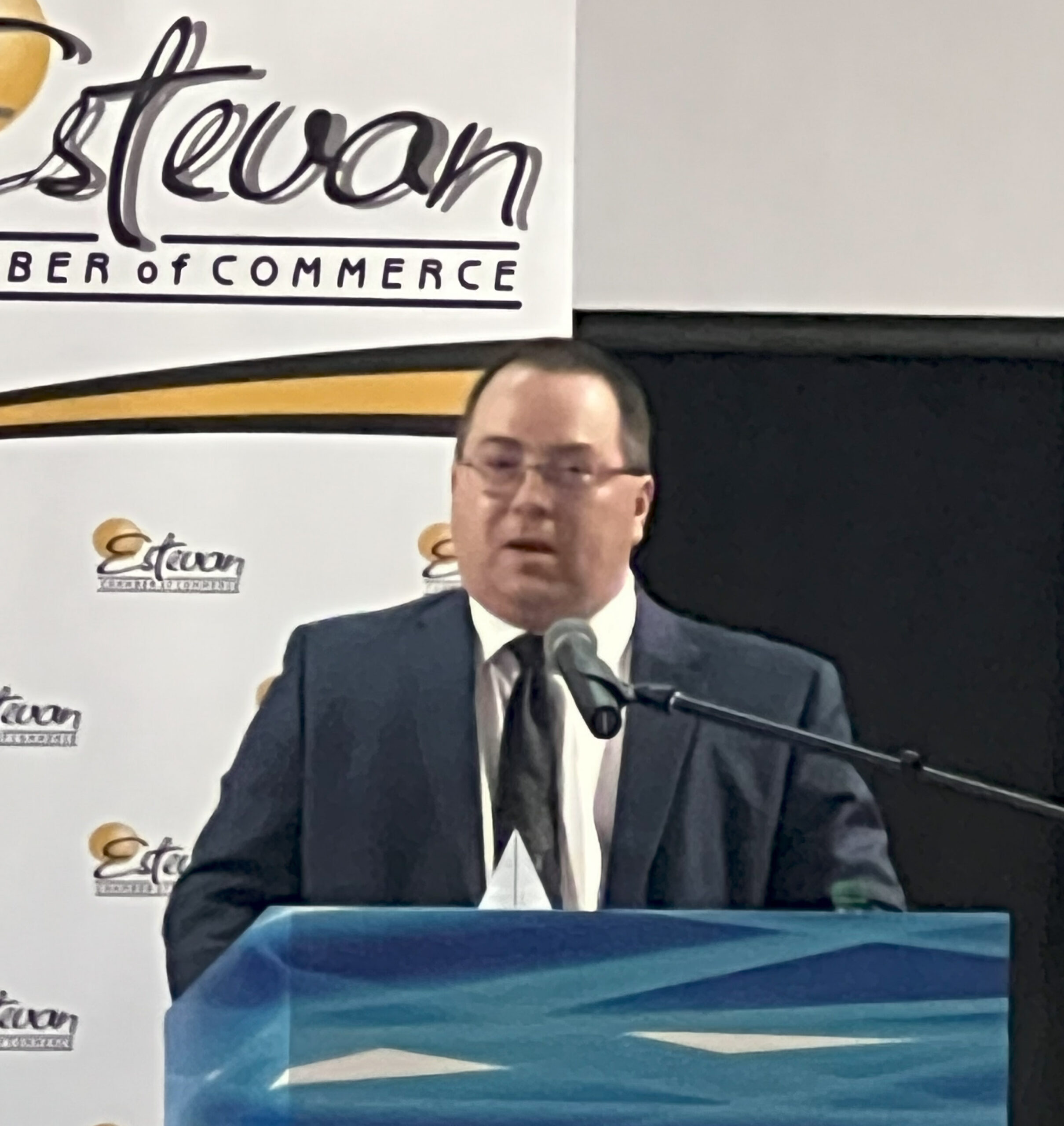 Pipeline Online receives Estevan Business Excellence award for New ...