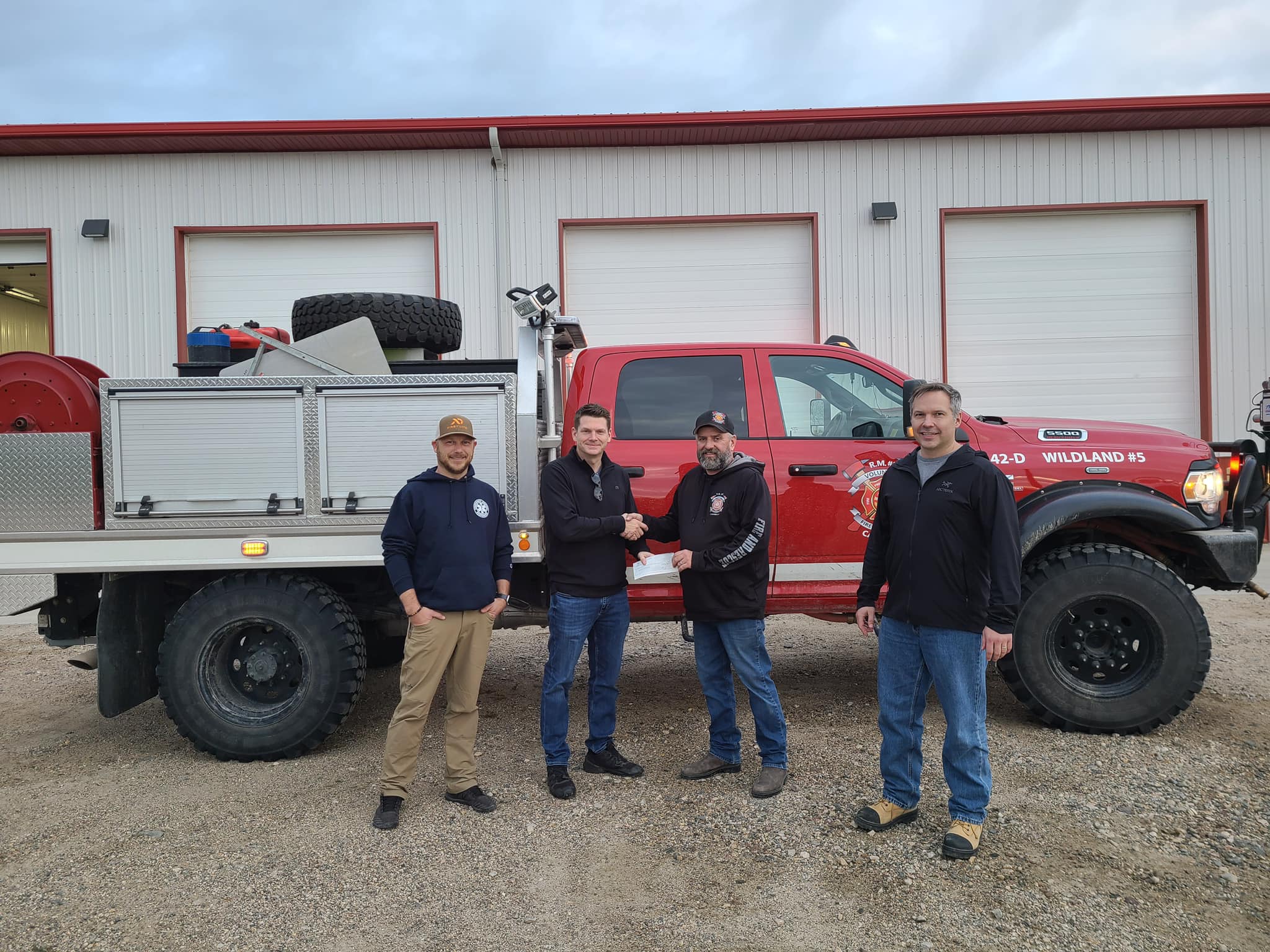 Steel Reef donates $10,000 to Carnduff Fire and Rescue | Pipeline Online